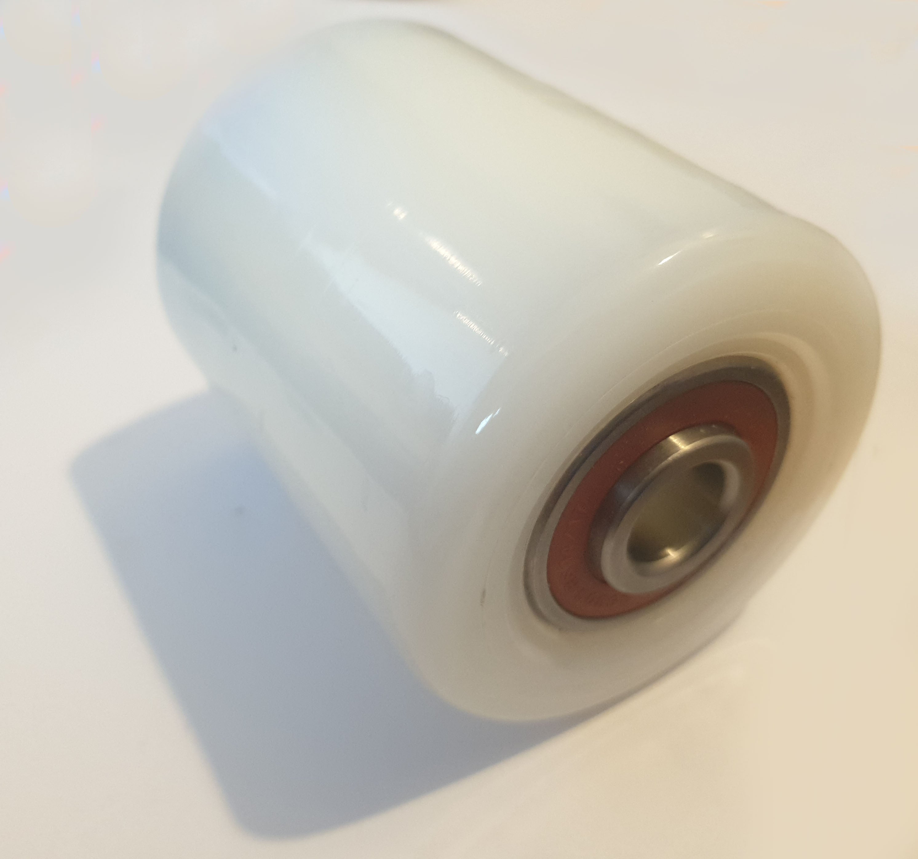 Load Roller Wheel Nylon 82mm x 102mm x 17mm BT Toyota 167598